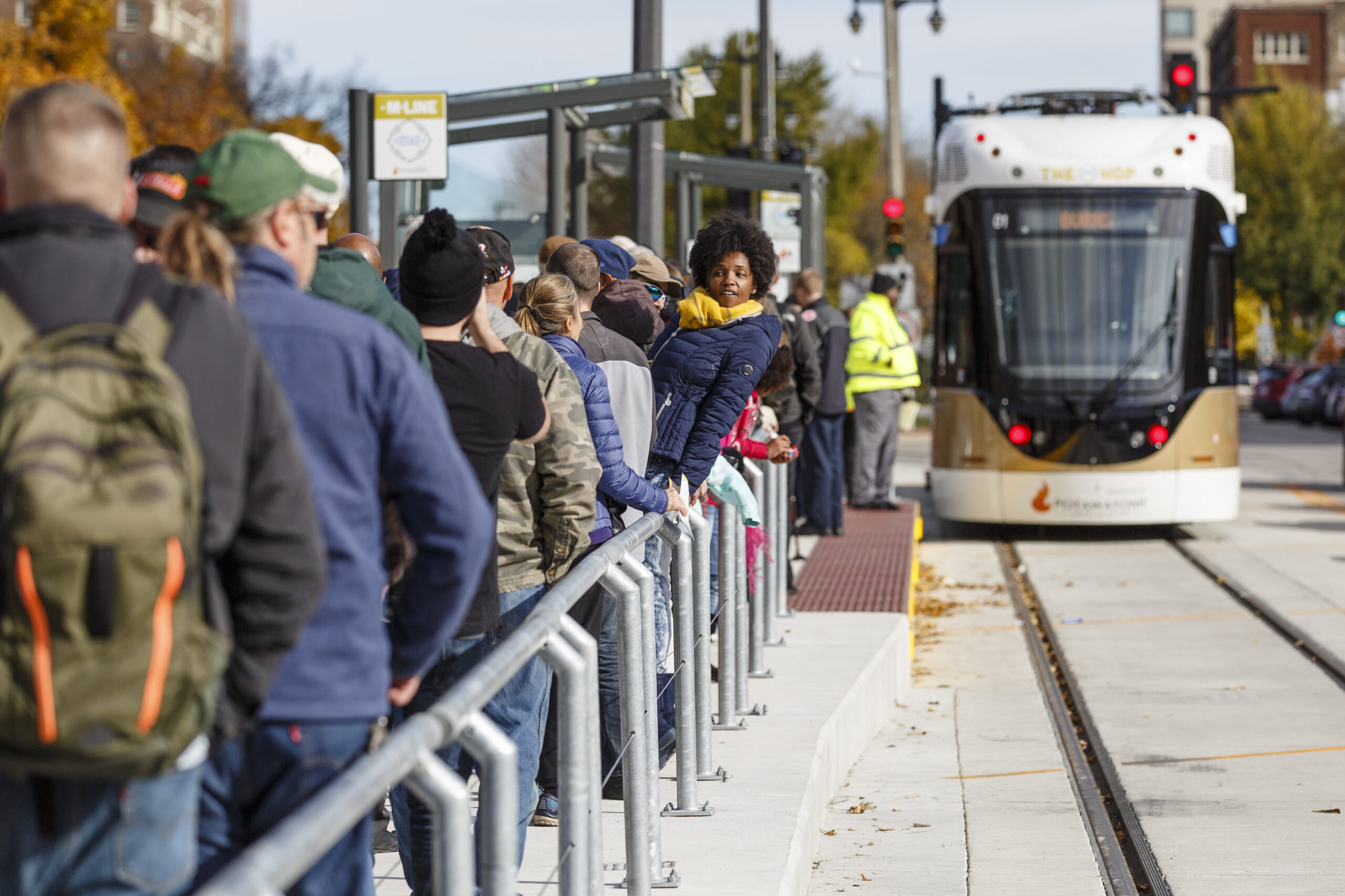 The Hop - Milwaukee Streetcar - HNTB