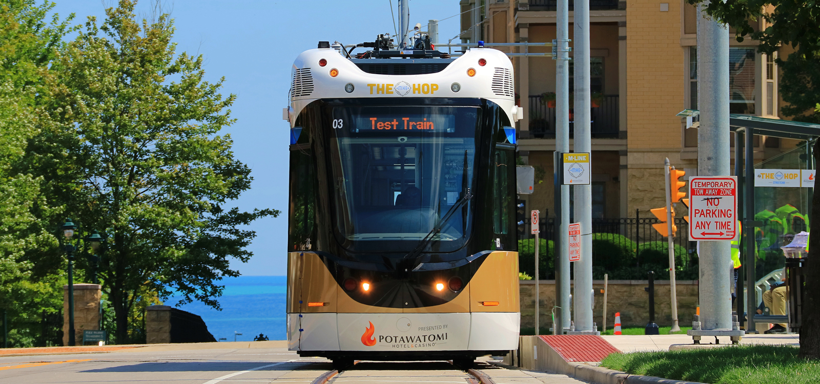 Milwaukee Streetcar Story Slide 4 - HNTB
