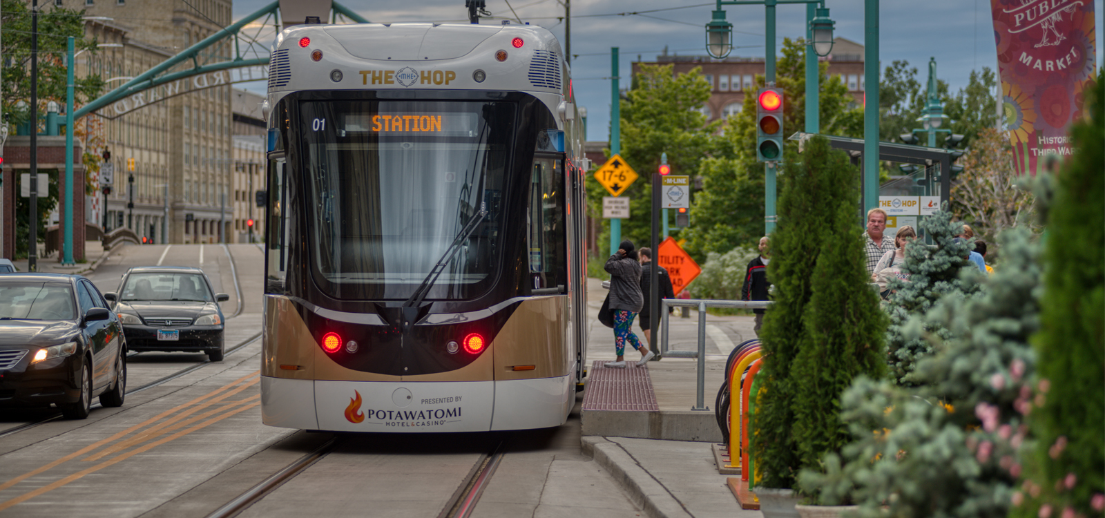 Milwaukee Streetcar Story Slide 1 - HNTB