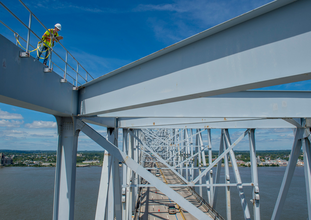 Commodore Barry Bridge Biennial Inspection - HNTB