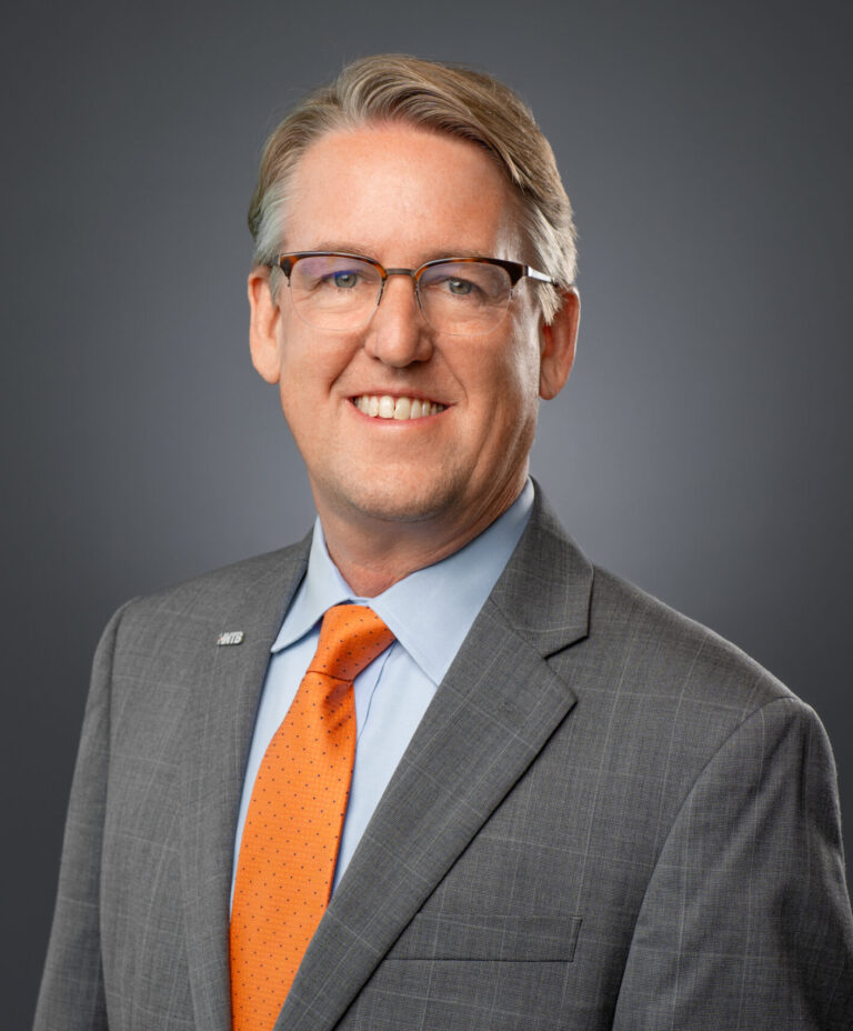 Jonathan Bayles named Central Division Sales Officer for HNTB - HNTB