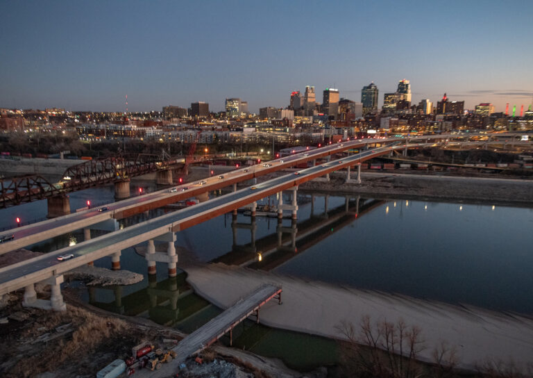 Buck O’Neil Bridge - HNTB