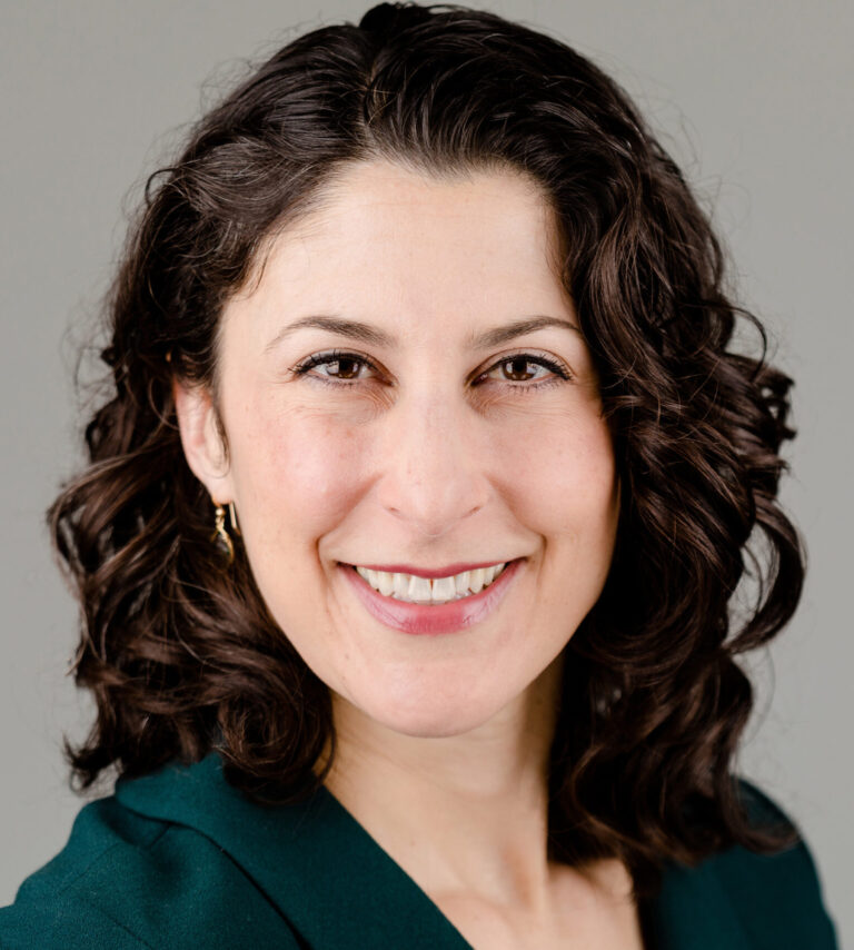 Alexa Gangemi of HNTB named 2025 Member of the Year by WTS ...