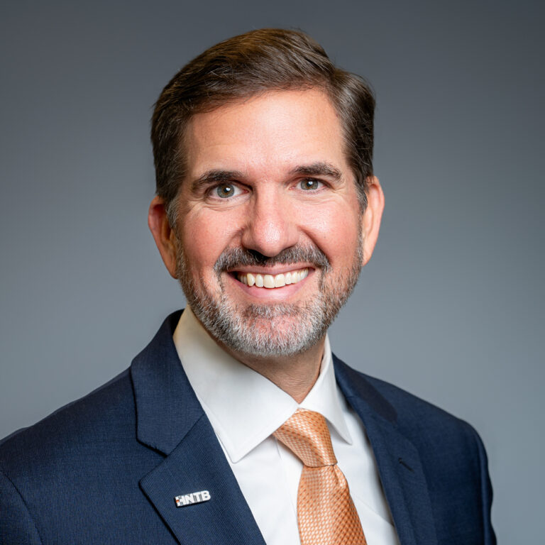 Featured People - HNTB
